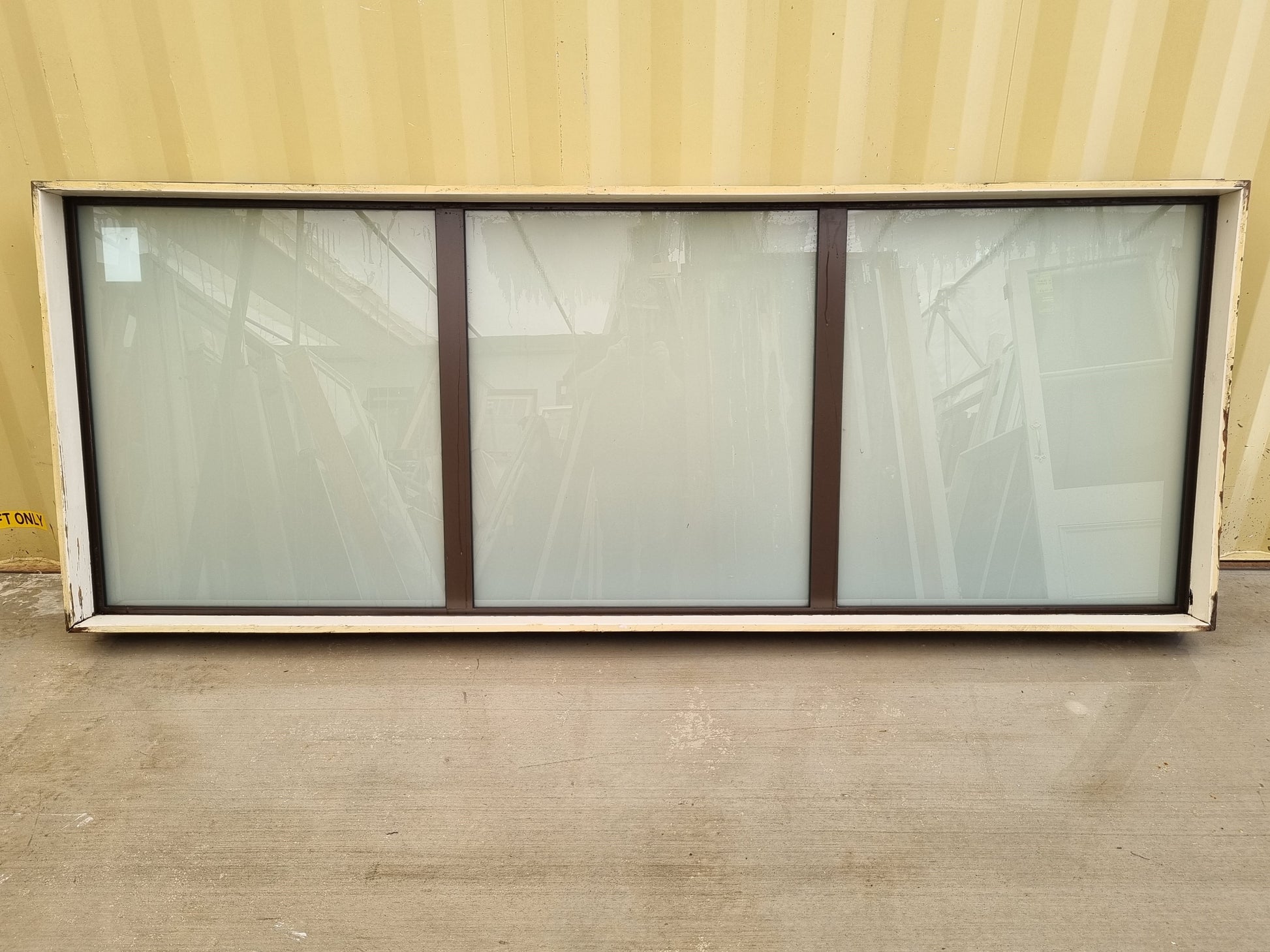 Aluminium Window Brown 2620 W x 1000 H [#4821 SF] - Joinery Recycle