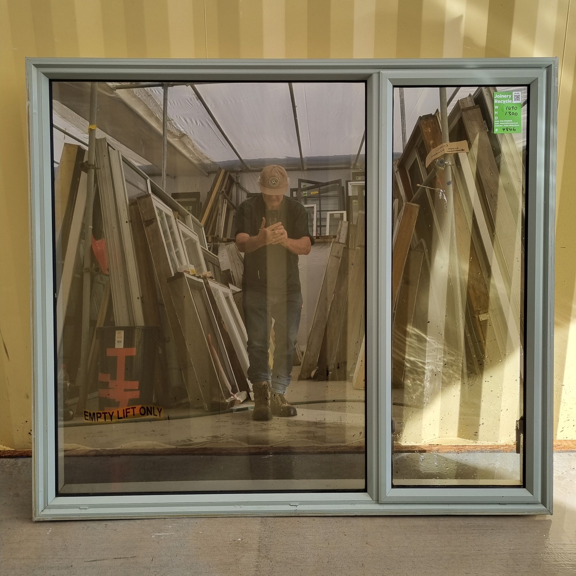 Aluminium Window Green 1490 W x 1300 H [#4846] - Joinery Recycle