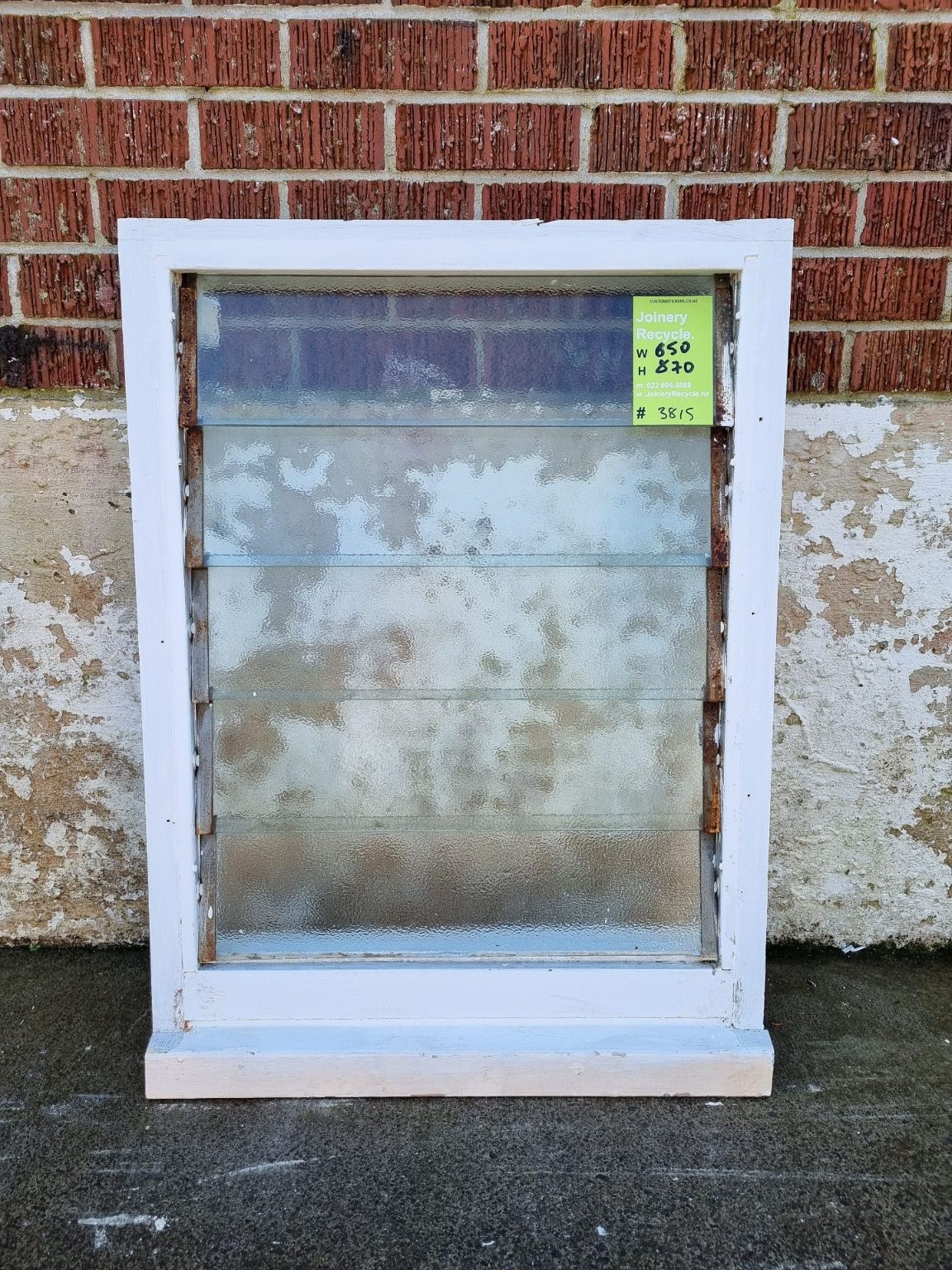 1960s Bungalow Louvre Window 650 W x 870 H [#3815] - Joinery Recycle