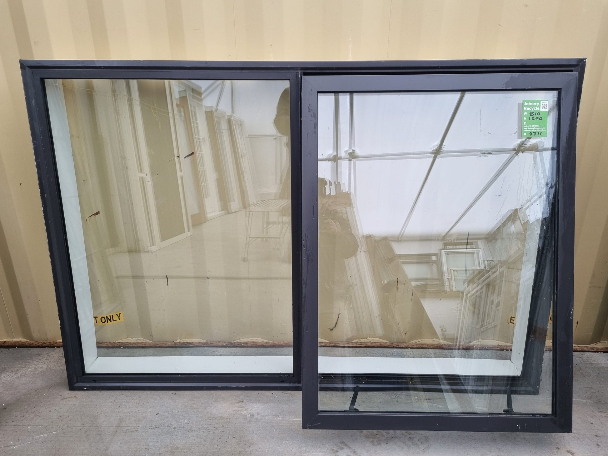 Aluminium Window Colour 810 W x 1200 H [#4711 SF] - Joinery Recycle